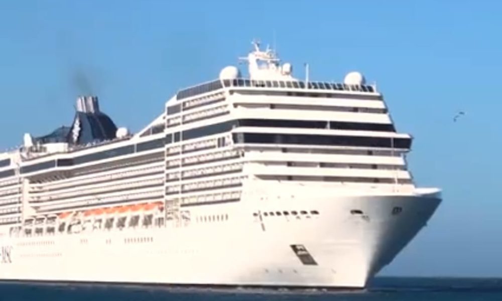 Crucero MSC Poesía engalana la bahía de Santa Marta - Opinion Caribe